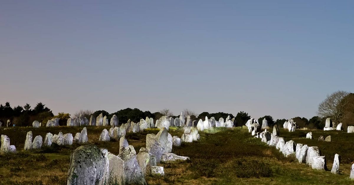 Alignment/Stone row | Megalithic landscapes